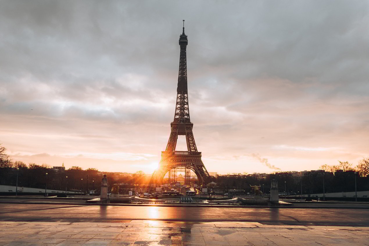 Language in Paris: A Practical Guide with Tips and Phrases